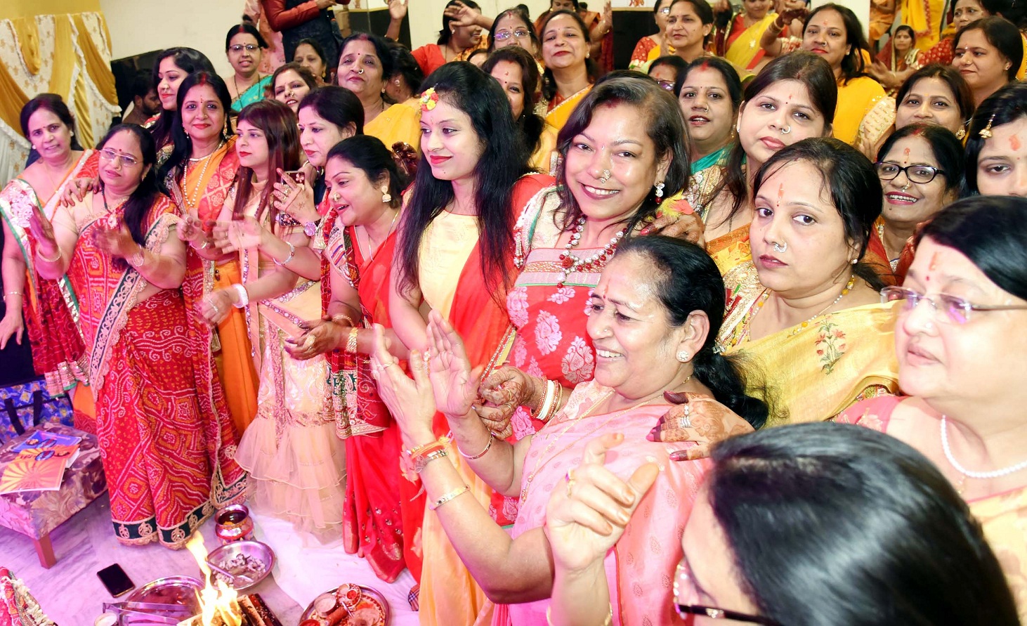 साकची : शाकंभरी माता के भजनों पर झूमे भक्त | Chamakta Aina