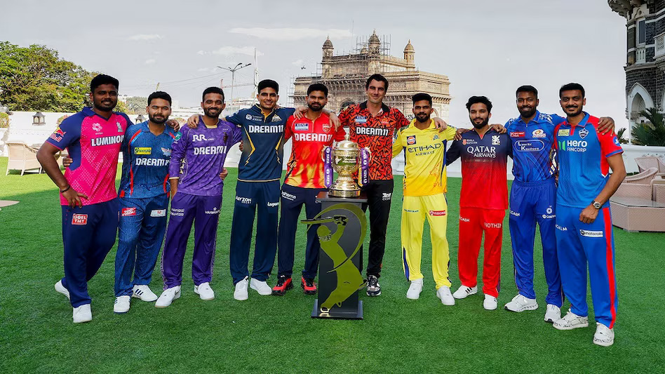 इंडियन प्रीमियर लीग (IPL) 2025 का आगाज 22 मार्च को,10 टीमों के बीच 65 दिन में होंगे 74 मुकाबले ...